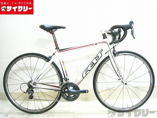製品情報カテゴリ完成車 ロードバイク ロードバイク メーカーフェルト年式2011色状態ランクC(少々キズあり)送料サイズ大型サイズメーカーサイズ：51適応身長：160-175cm（目安）トップチューブ長（ホリゾンタル）：525mmシートチュ...