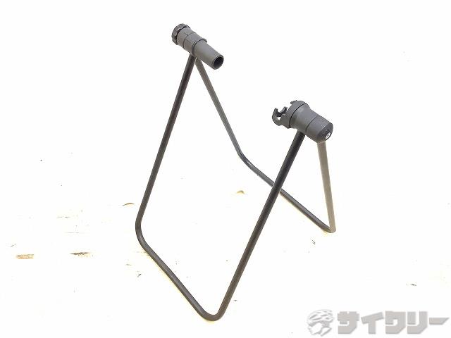 製品情報カテゴリ用品類 スタンド 展示用・メンテナンス用 メーカーミノウラ年式-色状態ランクC(少々キズあり)送料サイズ小型サイズパーツロード用125mmからMTB用145mmハブまで使用可能状態コメント中古商品です。その他参考価格\3、7...