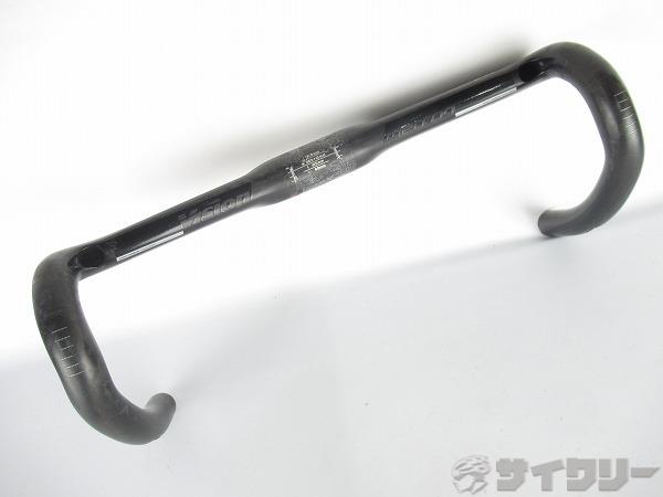 製品情報カテゴリハンドル関連 ハンドル ドロップ メーカービジョン年式-色状態ランクC(少々キズあり)送料サイズ小型サイズハンドル幅：350mm（芯芯/ブラケット部）、370mm（芯芯/エンド部）クランプ径：31.8パーツ色：ブラック状態コ...