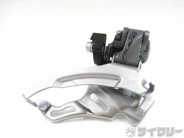 製品情報カテゴリドライブトレイン フロントディレイラー メーカーシマノ年式-色状態ランクC(少々キズあり)送料サイズ小型サイズパーツ対応段数：3x9sクランプ径：34.9mmケーブルルーティング：両引きチェンステーアングル：66-69ダウン...