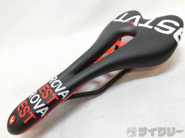製品情報カテゴリサドル関連 サドル メーカーアスチュート年式-色状態ランクB(ほぼ無傷)送料サイズ小型サイズパーツレール材質：チタンバナジウムレール色：ブラック/レッド状態コメント中古商品です。若干の擦れ等ございます。その他参考価格：20、...