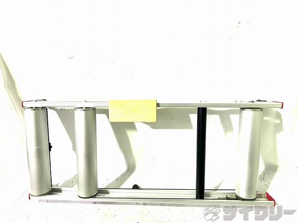 製品情報カテゴリ用品類 トレーナー/ローラー台 トレーナー/ローラー台 メーカーミノウラ年式-色状態ランクD(年式相応のキズあり)送料サイズ中型サイズホイールベース：950-1080パーツ負荷調整：無通信機能：無状態コメント中古商品でござい...