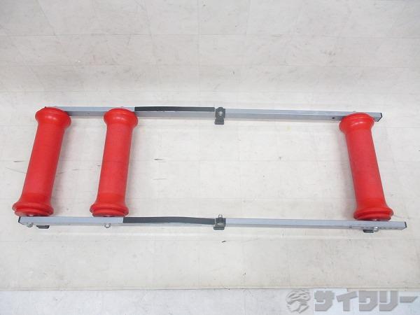 製品情報カテゴリ用品類 トレーナー/ローラー台 トレーナー/ローラー台 メーカーエリート年式-色状態ランクC(少々キズあり)送料サイズ中型サイズパーツ負荷調整：なし通信機能：なし状態コメント中古商品でございます。使用に伴う小傷、使用感がござ...