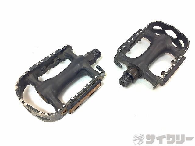 製品情報カテゴリペダル関連 ペダル フラットペダル メーカー不明年式-色状態ランクD(年式相応のキズあり)送料サイズ小型サイズパーツ色：ブラック状態コメント中古商品です。使用感、傷、汚れがございます。その他