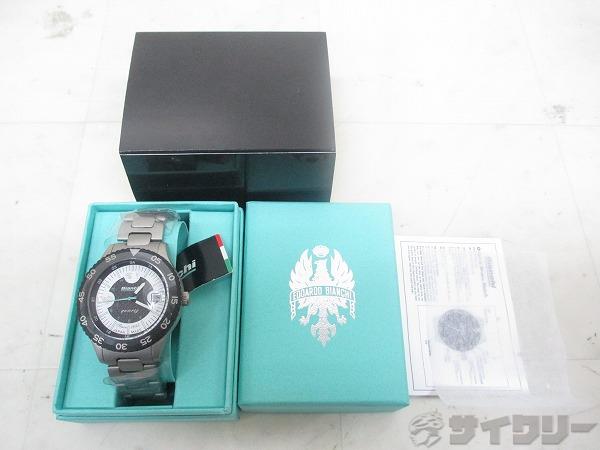 製品情報カテゴリ用品類 その他用品類 メーカービアンキ年式-色状態ランクA(未使用品)送料サイズ小型サイズパーツ本　体：ステンレススチール裏　蓋：ステンレススチール風　防：強化ミネラルガラスバンド：ステンレススチール耐水圧：10気圧防水電池...