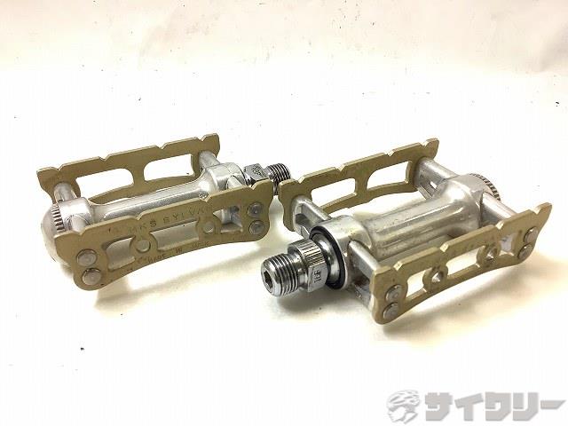 製品情報カテゴリペダル関連 ペダル フラットペダル メーカーミカシマ年式-色状態ランクC(少々キズあり)送料サイズ小型サイズパーツ状態コメント中古商品です。使用感傷ございます。その他MKS