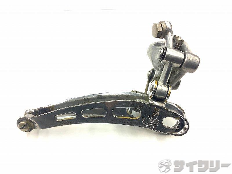 製品情報カテゴリドライブトレイン フロントディレイラー メーカーカンパニョーロ年式 色状態ランクV(ビンテージ)送料サイズ小型サイズクランプ径：28.6mmパーツ対応段数：2sケーブルルーティング：下状態コメント中古商品です。使用感傷、メッ...