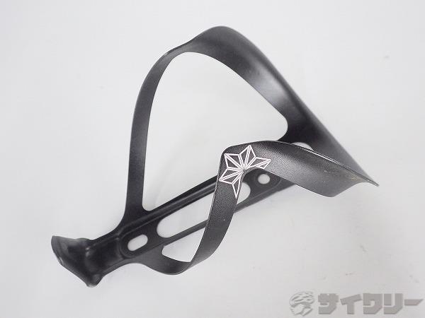 製品情報カテゴリ用品類 ボトルケージ メーカースパカズ年式-色状態ランクC(少々キズあり)送料サイズ小型サイズパーツ規格：レーサーボトル対応色：ブラック状態コメント中古商品でございます。使用に伴う傷や擦れがございます。画像に写っているもので...