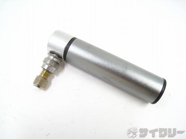 製品情報カテゴリ用品類 空気入れ、ポンプ 携帯ポンプ メーカー不明年式-色状態ランクC(少々キズあり)送料サイズ小型サイズパーツバルブ規格：仏/米式エアゲージ有無：無し色：グレー状態コメント中古商品です。使用に伴う傷、汚れがございます。※本...