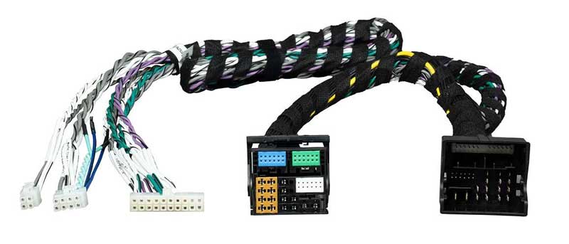 MATCH ●PP-VAG 2.6 Porsche Edition Porsche 車用接続ケーブル　2.0m 911(992) / カイエン / マカン / パナメーラ / タイカン 純正オーディオに対応した接続ケーブル。 UP 8DSP...