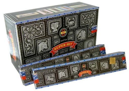 高品質の香りを楽しめる 商品サイズ(幅x奥行x高さ):95x120x260 原産国:インド 内容量:約15g入りx12箱