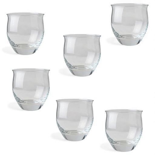 商品サイズ:約φ57xH60mm 容量:約100ml 透明感のある美しさが魅力のガラス食器。光を受けて表情を変える繊細なデザインは、食卓に涼やかな彩りを添えてくれます。和洋問わずさまざまなシーンに馴染み、日常のひとときを上品に演出します。