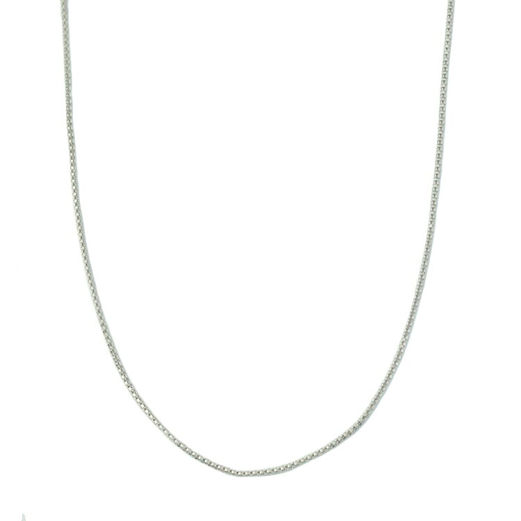 ブランドデザインチェーン　 商品名デザイン ネックレス 素材K18WG サイズ・全長：45cm・幅：1.2mm・重さ：3g ※メジャー採寸の為、多少の誤差はご了承下さい。 状態A　美品　 状態説明若干の小キズはございますが、コンディション良...