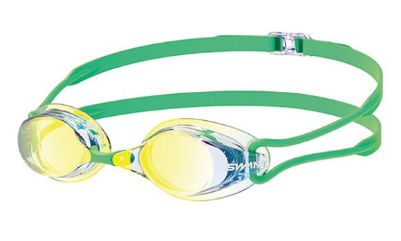 ＜流水抵抗を低減する波状形状＞ 流水抵抗　＝　アイカップのブレ 水の流れがゴーグルを通過する際にできる渦こそが、アイカップがブレが生じる原因です。ゴーグル表面に波状形状を施すことで、水の流れを整え、渦の発生を抑えます。その結果、水の流れが安...