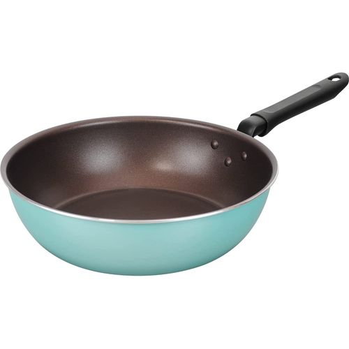 軽いから扱いやすい。耐摩耗試験100万回クリア。内面は丈夫で使いやすいダイヤモンドコート。ガスコンロ専用になります。IHクッキングヒーターでは、ご使用になれません。 商品サイズ:(約)490x295x115mm。重量:(約)760g。深さ(...