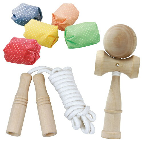 けん玉、なわとび、お手玉の3点セット。定番のけん玉です。無着色なのでそのままでも着色しても使用できます。使用できる主な画材:絵具・油性マーカー。にぎりやすい木製グリップのなわとびです。グリップの中で長さを調節できます。ドット柄がかわいいカラ...