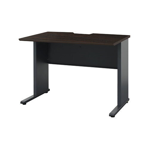 エッジは斜めにカットした上質な作りの天板と、どっしりとした脚部が高級感を演出。天板までは720mmとゆったりした高さで、大き目の肘付チェアをしまったり、脚を組んだりする余裕があります。オプションで引出しを付けて収納を増やすことも可能です。天...