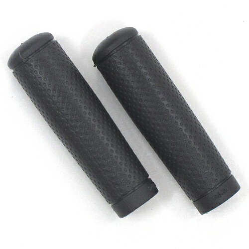 シングル車用サギサカの【自転車部品】　ハンドルグリップ　ディンプルをDCMでは販売しております。その他の自転車部品も多数取扱っております。 ハンドルの太さ：22mm用。 返品につきまして・初期不良以外の良品返品はお断りしております。・初期不...