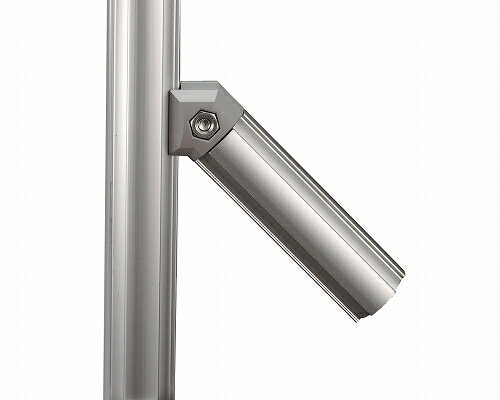 ●GFunフレームNを45度で連結するコネクタです。 ●組立には六角棒レンチ5(ミリ)を使用。 ●G-FunのGFun45度コネクタインナをDCMでは販売しております。その他のゴム・金属素材も多数取扱っております。 ●重量/61g。 ●材質...