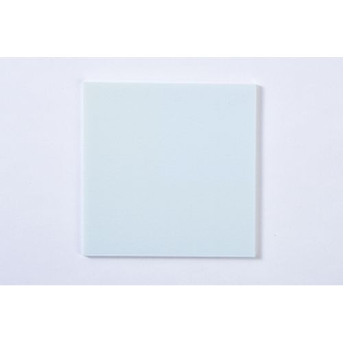 両面に水性塗料を塗った色鮮やかな発泡スチロールボード。 ●発泡スチレンだから軽い。 ●カッターナイフでカット可能。 ●手書き・印刷も可能。 ●使用用途:文化祭、コンサート、スポーツ観戦グッズ、熱帯魚水槽のバックスクリーンなど色々!。 ●約5...