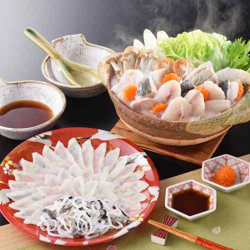 【お買い物マラソン開催中】期間中は店内全品ポイント2倍！◆◇ 下関の贅沢を食卓へ！関とら本店 ふく刺身とふぐちりセット ◇◆★ 熟練の職人技が光る逸品 ★本場下関の職人が一枚一枚丹念に盛り付けた、身が固く締まった真ふぐ霜降り刺身は、噛むほど...