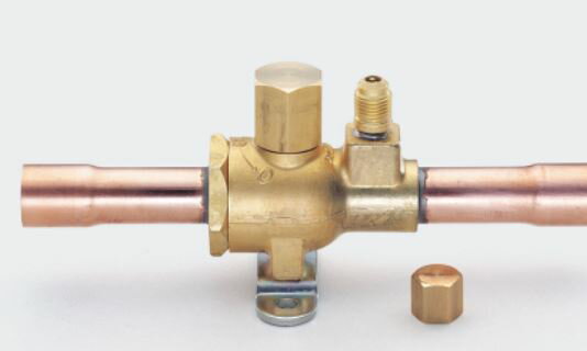 □ 対応冷媒…R32、R410A 主な仕様 サイズ1 ″ロウ付 ■ 最高流体温度…−30〜＋120℃ ■ 許容周囲温度…120℃以下 ■ 最高使用圧力…4.3MPa ■ 最高試験圧力…6.45MPa