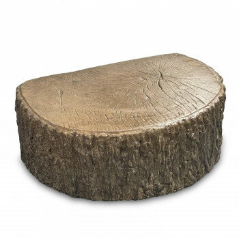 庭園の踏み台・踏み石、花壇まわりのステップ、鉢を置く花台としてもお使いいただけます。コンクリート製のため重量があり、安定感があります。※コンクリート製のため、個体によって若干のガタツキ、割れや欠けがございます。※屋外保管品のため、雨による濡...