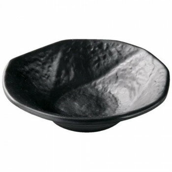 メラミン食器です。サイズW126×D123×H32mm個装サイズ：15.4×14.6×3.6cm重量個装重量：130g素材・材質メラミン生産国中国おすすめ