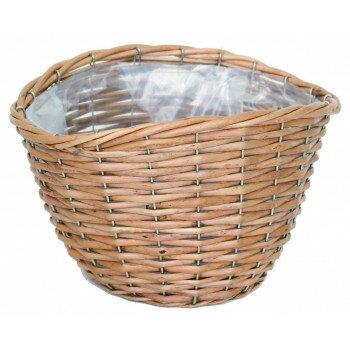 少し変形したフォルムがおしゃれなバスケットです。内側にビニールが付いているのでプランターカバーとして◎サイズ巾28.5×奥行21×高さ17cm個装サイズ：28.5×21.0×17.0cm重量個装重量：900g素材・材質柳・ワイヤー仕様内側ビ...