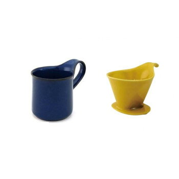 お手軽にドリップコーヒーを始められます。誰でも簡単に美味しいコーヒーを淹れられるので、プレゼントにもオススメです。※同色のセットでも焼成窯の違いで、多少の色の差がある場合があります。※全ての製品が均一ではない個体差も「やきもの」ならではの魅...