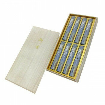 お盆やお彼岸の折に、ご先祖様や故人に真心伝える香りのお供えを。気品あふれる沈丁花の香りが広がる「渡月(とげつ)」のご進物用お線香です。漢薬香木系のお線香とは一線を画した、沈丁花の甘い香りのお線香です。独特の風合いを持つ香りは、漢薬系の香りを...