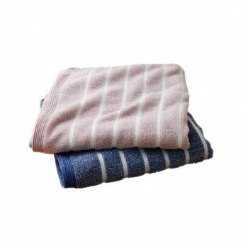 ふんわり柔らか素材の細番手タオルです。サイズ約60×120cm個装サイズ：32.0×23.0×8.0cm重量個装重量：438g素材・材質綿100%仕様洗濯機洗い可(洗濯ネット使用)手洗い可タンブル乾燥不可生産国中国ボーダー柄のバスタオル