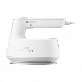 アイロン機能充実のコンパクト衣類スチーマー。軽量でコンパクト、しかもパワフルスチーム搭載。アイロン型かけ面でしっかりプレスもできます。サイズ17×9.5×13cm個装サイズ：26×15×18cm重量個装重量：1200g素材・材質本体:ポリカ...