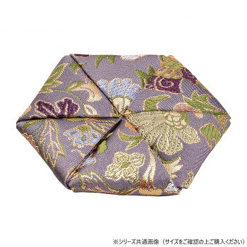 華やかな和柄の六角布団です。薄型タイプです。サイズ80×80×10mm個装サイズ：30.0×20.0×15.0cm重量15g個装重量：650g素材・材質ポリエステル・レーヨン生産国日本華やかな和柄の六角布団