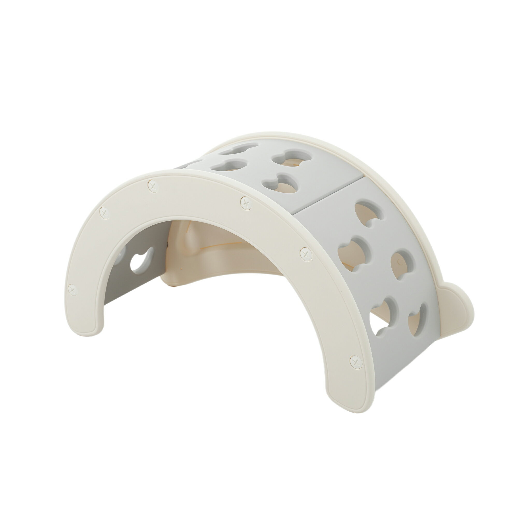 商品特徴 現役ママには既存のジャングルジムにこんな不安がありました 登る機能だけだと興味がなくなりやすく、結局置きっぱなしになるのがもったいない。パーツが簡単に外れるとお子さんが指を挟む事故が心配。高さがあると見栄えはいいけど、万一落ちたら...