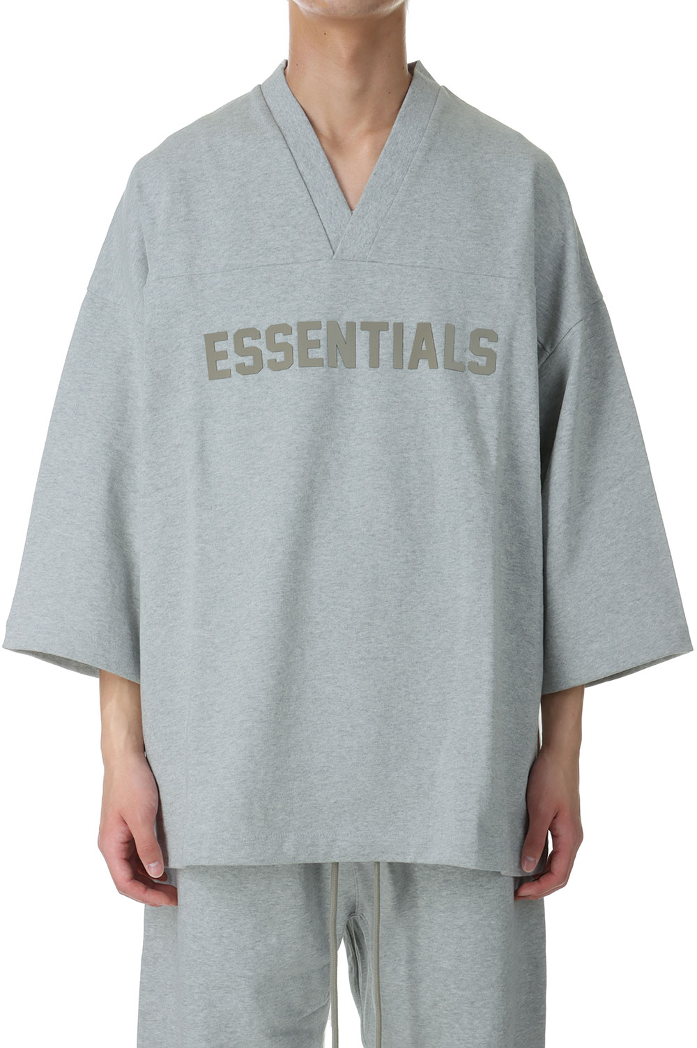 【特別価格】こちらの商品は特別価格のため、返品交換はご遠慮ください。着用者:身長181cm 体重65kg 着用サイズ:M下記のカラーもご用意しておりますSealJet Black サイズ表　サイズ着丈身幅肩幅袖丈S75.5cm67cm67c...