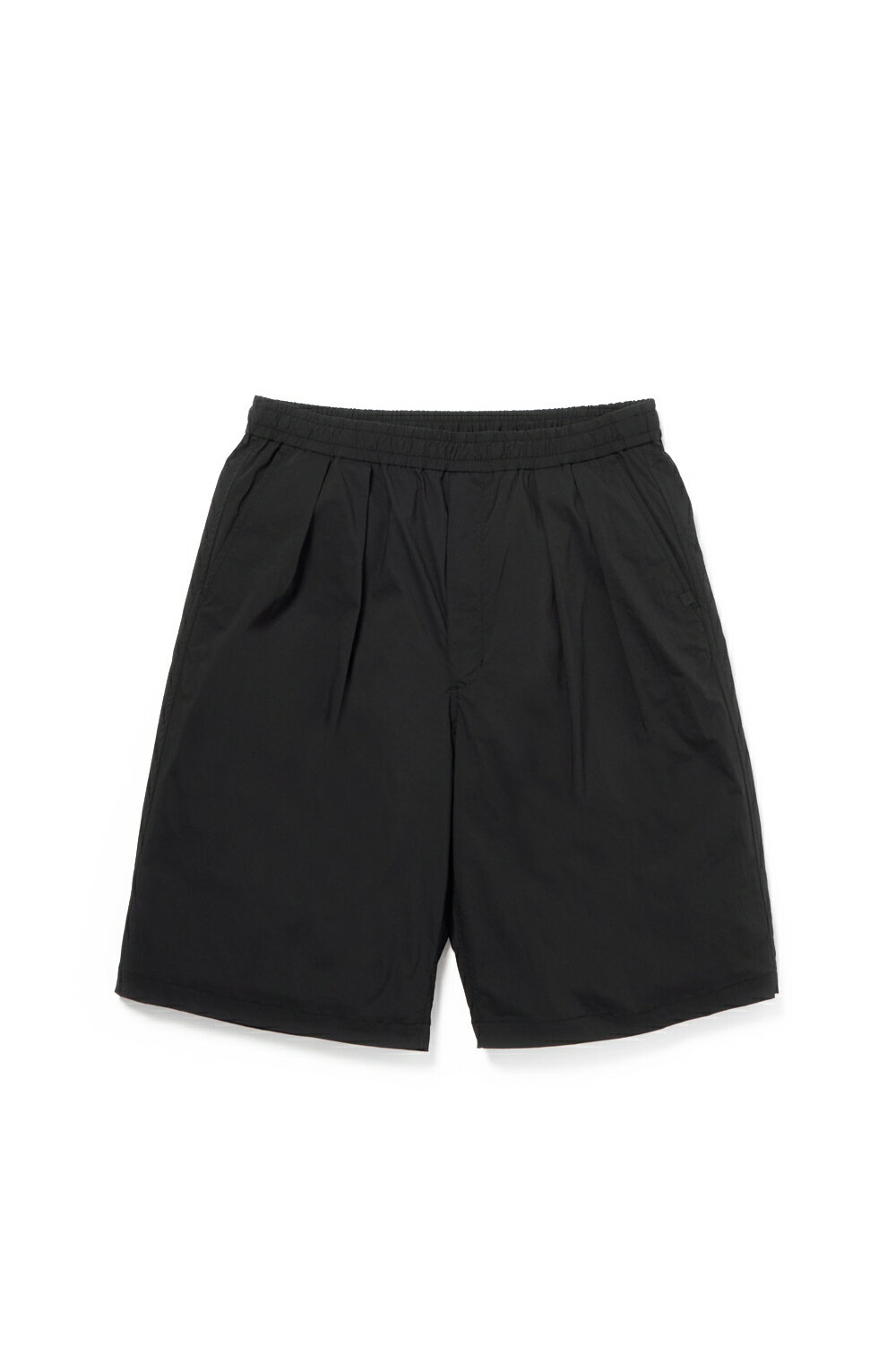 ナイロン×ポリエステル素材の2プリーツショーツ。 ベーシックな2プリーツ型のショーツを、機能的なディテールでアップデイト。 ウエストにドローコードを配置し、着脱しやすい仕様にしています。 素材にはナイロンとポリエステルの撚糸を使用し、軽量感...
