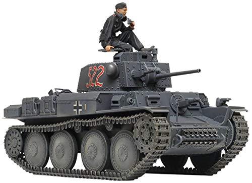 実車取材をもとにリベット接合された無骨な姿をモデル化成形色/-/300035369・パッケージ個数:1・組み立て塗装が必要なプラモデル。別途、接着剤や工具、塗料等が必要。・1/35スケール未塗装プラスチック組み立てキット・ドイツ軽戦車 38...