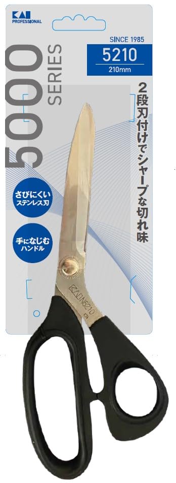 5210-/210mm/-・サイズ：83×213×15.5mm・素材・刃体：ステンレス刃物鋼、ハンドル：エラストマー樹脂・布や皮シートの裁断に最適な裁ちばさみ・握って痛くなりにくいエラストマーハンドル・二段刃付けでシャープな切れ味を実現布や...