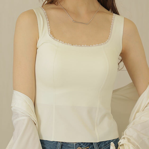 ⇒ 買い物ガイドはこちら■商品説明 さらりと1枚でお使いいただける、カップ付きタンクトップ。 ブラジャーなしでさらりと1枚で着用できるので、締め付けや窮屈さなどのストレスを手放した開放感のある着心地を実感できます。 下着感のない定番のラウン...