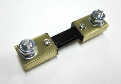 入力電流：150A 出力電圧：50mV クラス：0.5