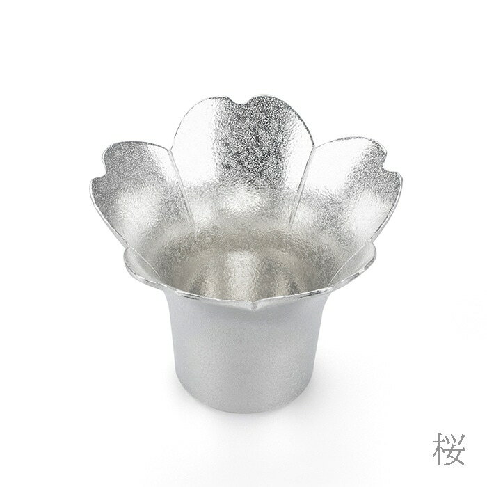 お買い物カゴ上でご案内の納期は現時点での目安となります。ご注文後、仕入先への在庫確認時の状況により、納期遅れや欠品によるキャンセルが発生する可能性があります。在庫確認後、メールにて正確な納期を回答させていただきます。商品説明一つ一つ職人が手...