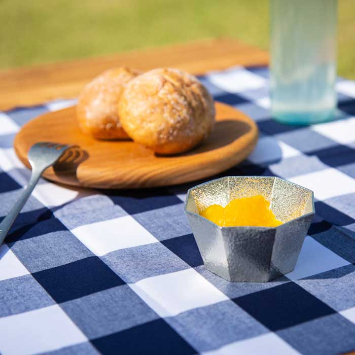お買い物カゴ上でご案内の納期は現時点での目安となります。ご注文後、仕入先への在庫確認時の状況により、納期遅れや欠品によるキャンセルが発生する可能性があります。在庫確認後、メールにて正確な納期を回答させていただきます。商品説明一つ一つ職人が手...