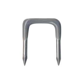 ステップル No.3 (1箱100本入) 線径:2.3　内幅:14.5 長さ:24.5 ビニール肉厚:0.5以上 適応電線:2.0×3 本体・鉄 JIS G3532適合 メッキ・ユニクロめっき 絶縁・ポリ塩化ビニル