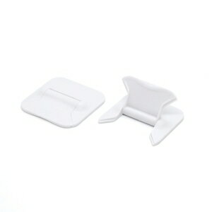 【仕様】●フリップ式の薄型ミニスタンド。スタンドの傾斜により快適なタイピングと排熱効果がアップします。●サイズ:50×50×7mm●重さ:約10g●主な材質:ABS