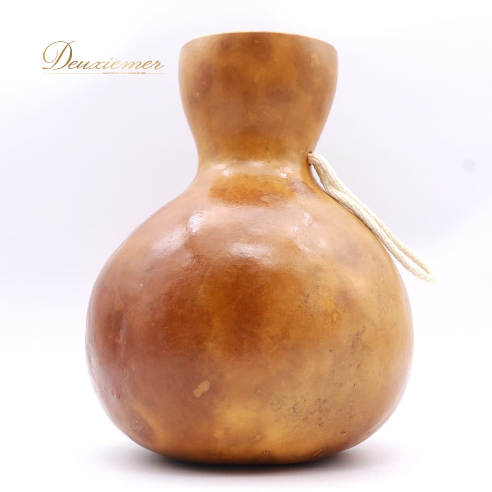 【 商品説明 】 【商品名】 フラダンス 小物 イプ 【サイズ】表記なし 高さ約28.5cm、くびれ一周約25cm、胴回り約69cm ※実測の為、多少の誤差はご了承ください ---------------------------------...