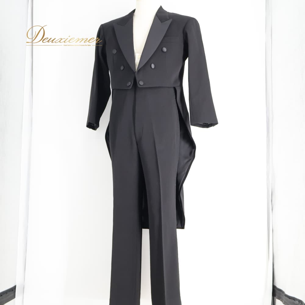 【 商品説明 】 【商品名】 ダンス衣装 社交ダンス スタンダード ■ ジャケット 【サイズ】画像参照 平置き実測：総丈約42cm（最短部）〜約109cm（最長部）、身幅約50cm、肩幅約47cm、裄丈約91cm、袖丈約48cm、ウエスト約...