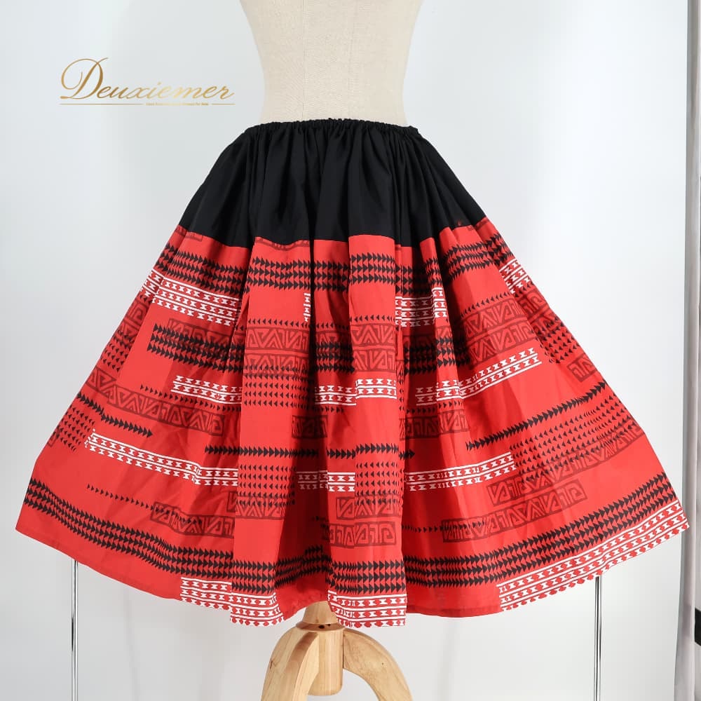 【 商品説明 】 【商品名】 ダンス衣装 ハワイアンダンス フラダンス 【サイズ】表記なし 平置き実測：総丈約70cm、ウエスト約34cm ※実測の為、多少の誤差はご了承ください 【仕様】 ・ウエスト紐仕様 ・伸縮性なし 【品質表示】 表示...