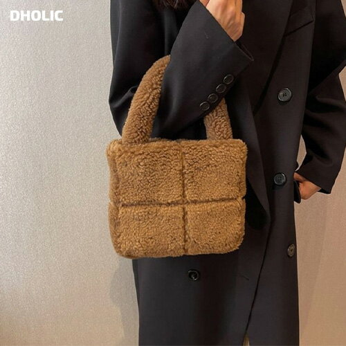 NOTICE ※7-10日以内に発送致します。(土日祝除く) ※コスメ以外のアイテムは返品交換できます。 コメント ■DETAILCOLOR(横並び)1)グレー2)ピンク3)パープル4)ベージュ5)ブラウン6)アイボリー 素材情報 素材 :...