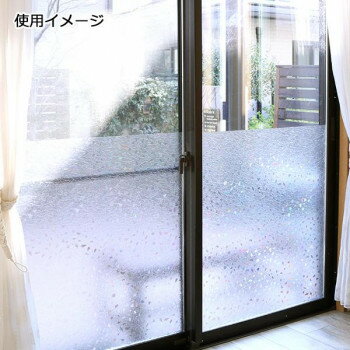 窓を濡らして貼りつけるだけ!!粘着剤を使用していないのでノリ残りの心配がありません。サイズ92cm幅×15m巻(厚み0.25mm)個装サイズ：92×12×12cm重量個装重量：4800g素材・材質塩化ビニル樹脂仕様UVカット率:99％生産国...